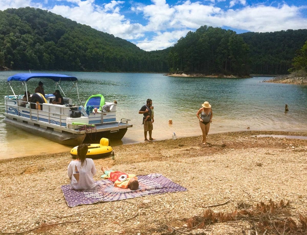 DIY Boat Sun Shade Ideas for Pontoons and More | Tarpestry